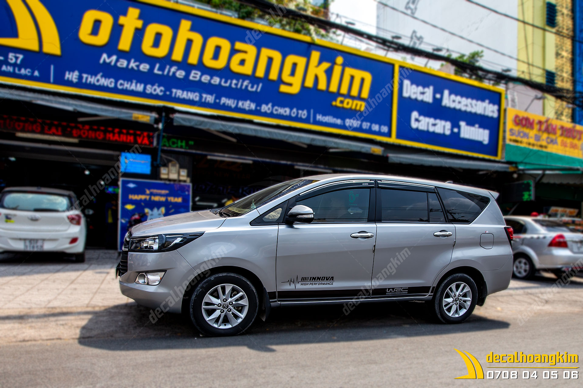 Tem Xe Toyota Innova - TIN067