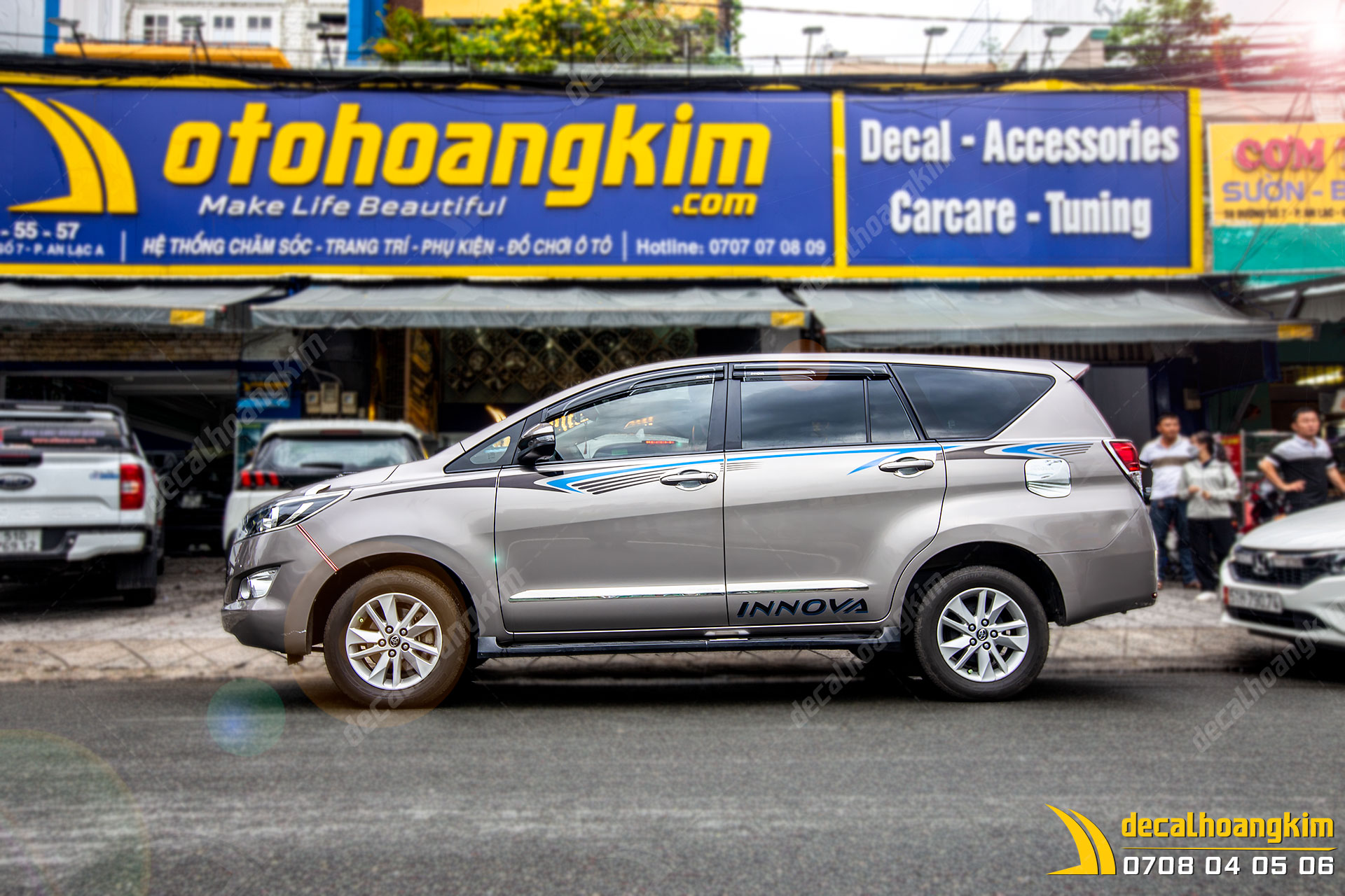 Tem Xe Toyota Innova - TIN090