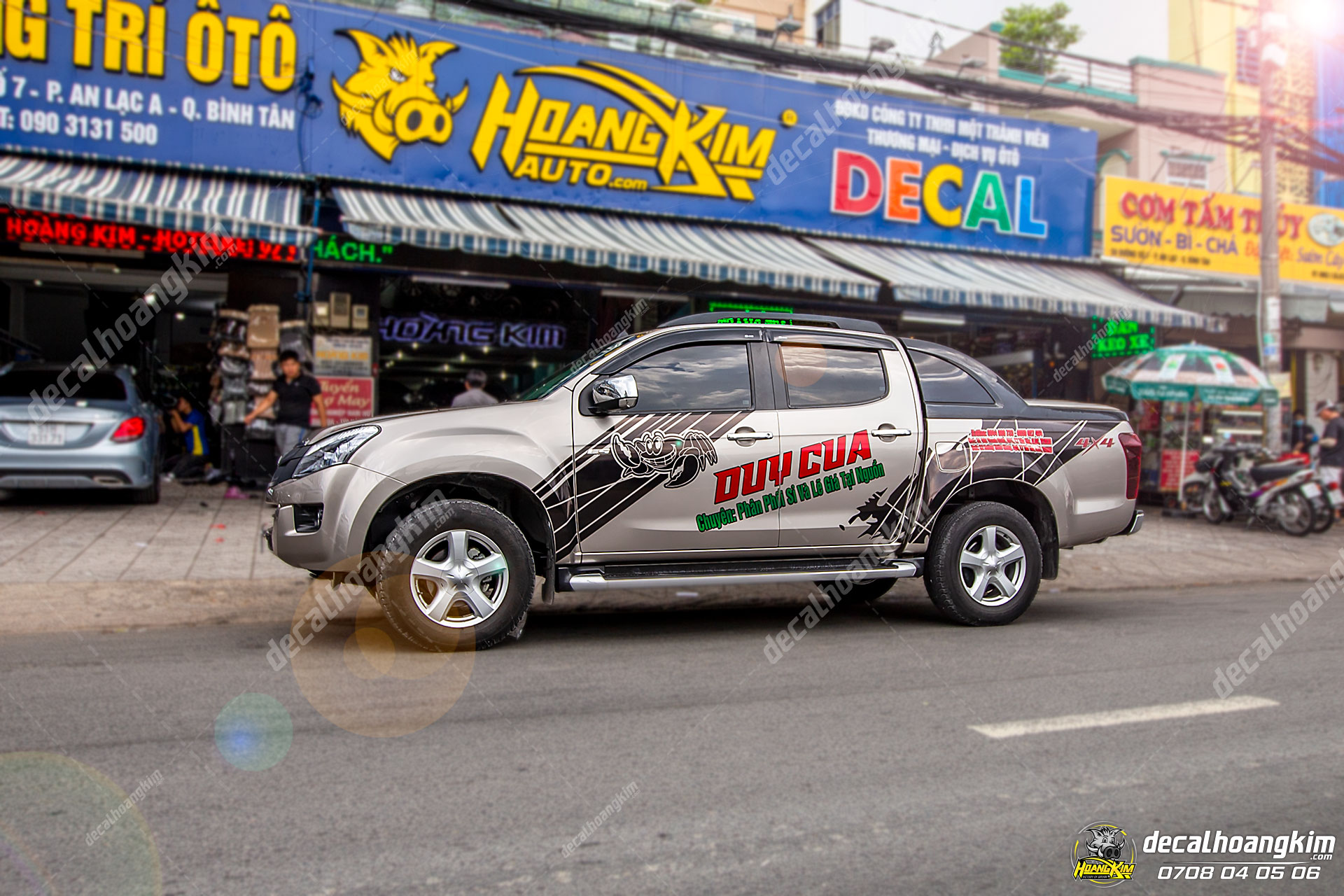 Tem Xe Isuzu D-Max - IDM010