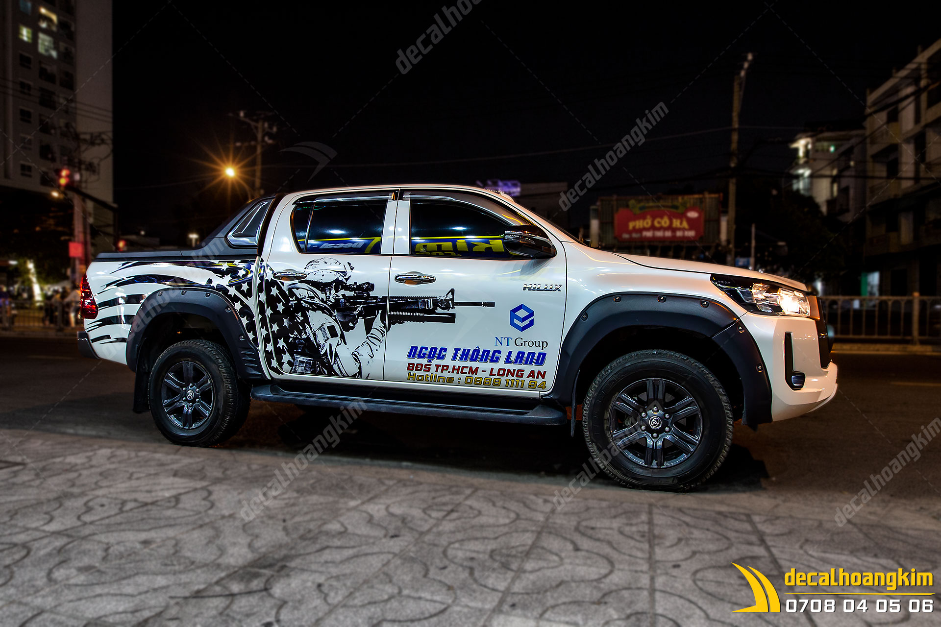 Tem Xe Toyota Hilux - THI010