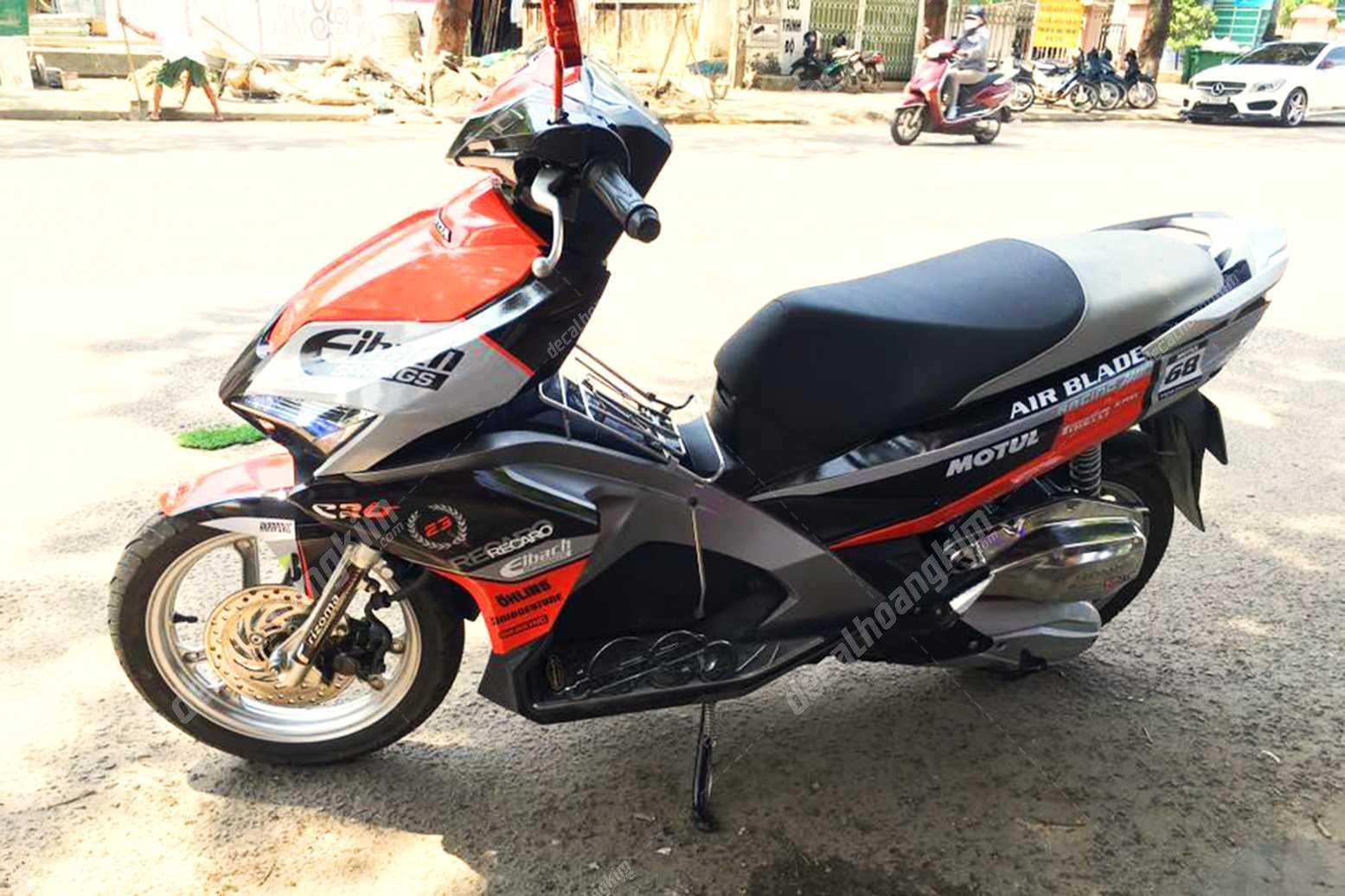 Tem xe Airblade 150 đơn giản