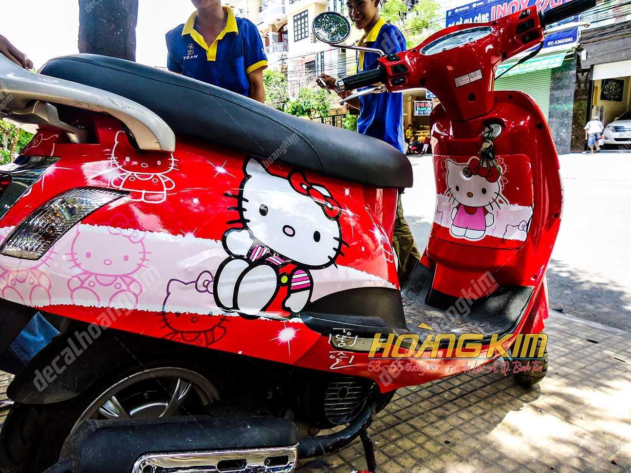 Dán tem xe Elizabeth - Kitty | Decal Hoàng Kim